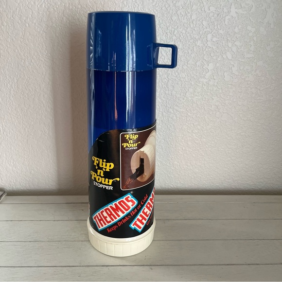 Thermos | Dining | Vintage Thermos 98s Flip N Pour Stopper Water Bottle ...